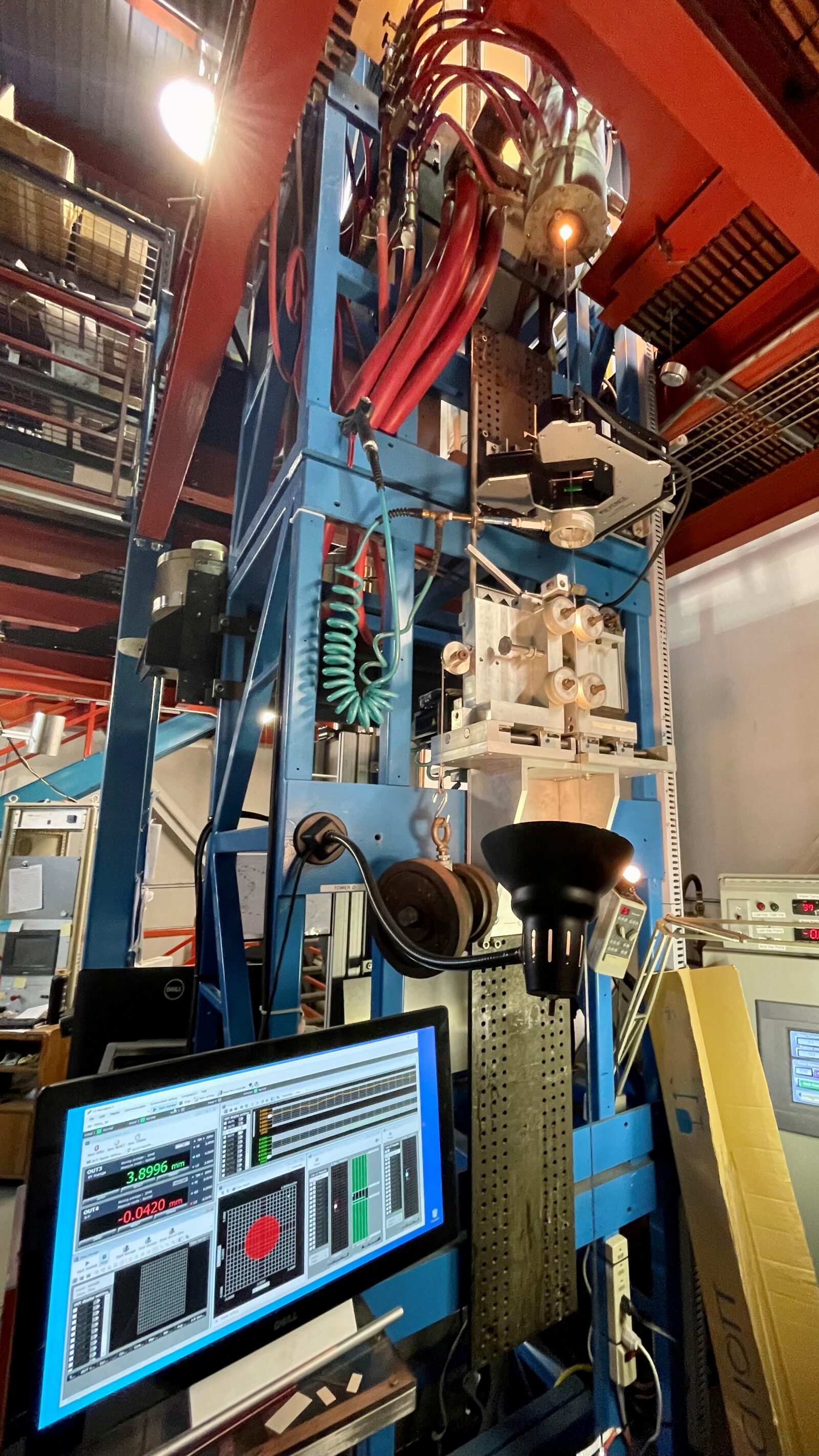 Custom Glass Manufacturing | VitroCom